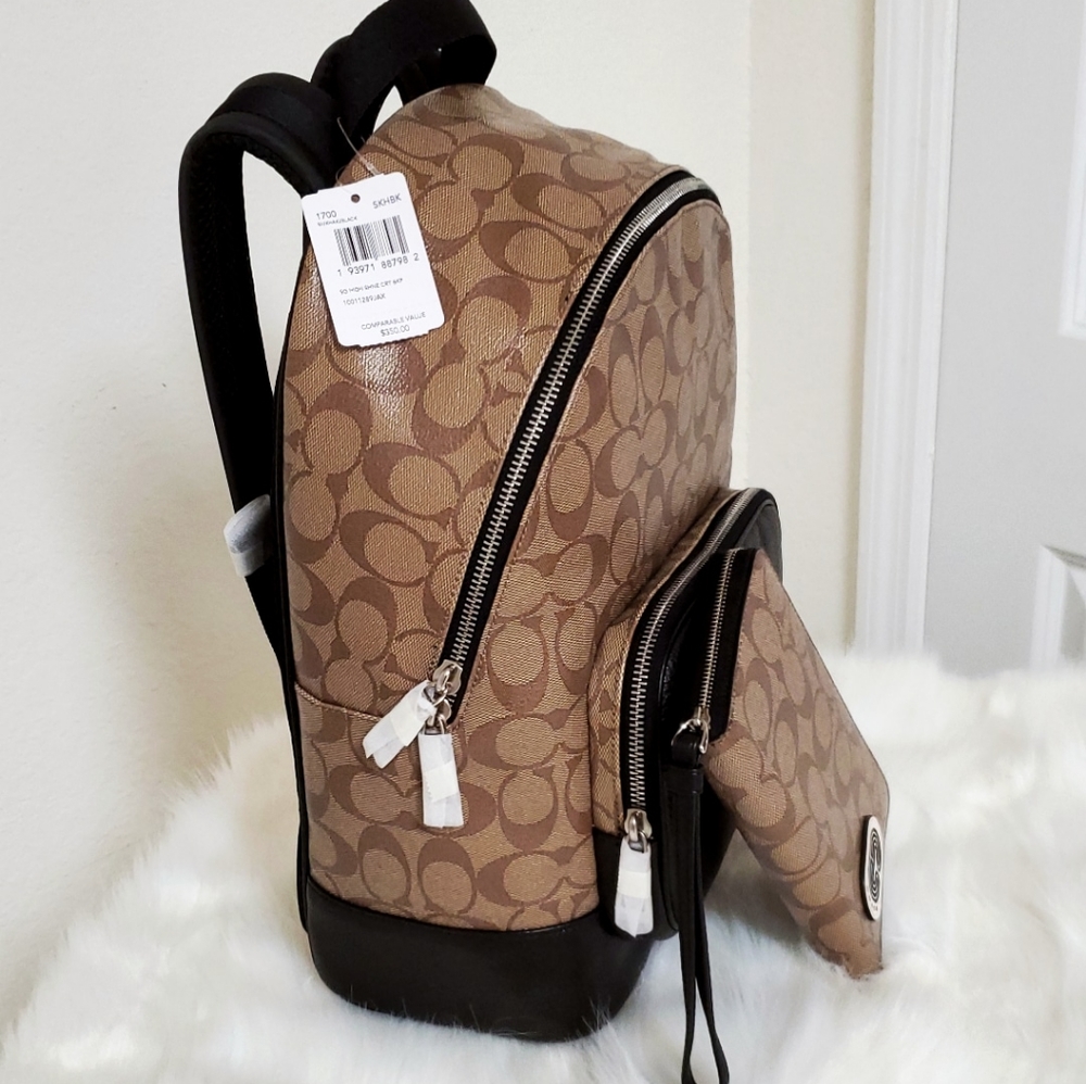 Coach Backpack In Signature Canvas With W - Gem